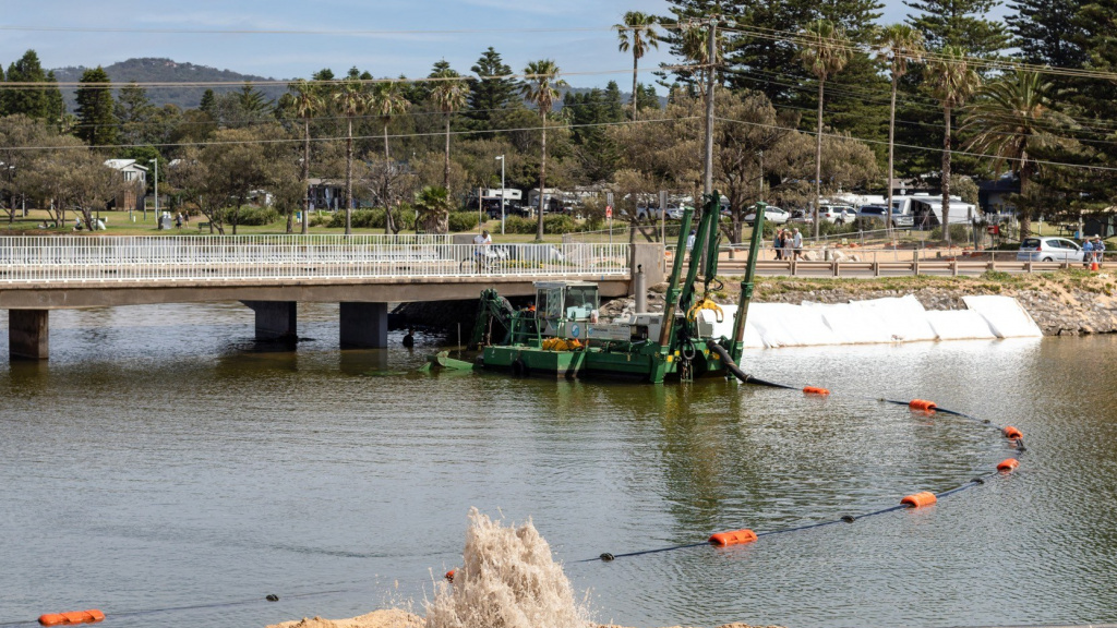 Dredging Systems | Dredging Narabeen Lagoon